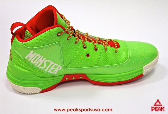 PEAK Monster Christmas PE for George Hill - WearTesters