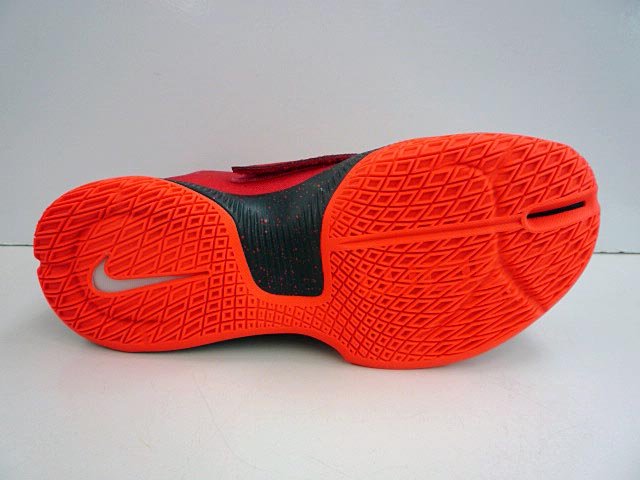 A Detailed Look at the Nike HyperRev 2016 - WearTesters