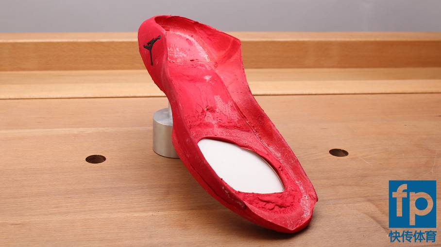 Detailed Look at the Air Jordan 32 Deconstructed - WearTesters