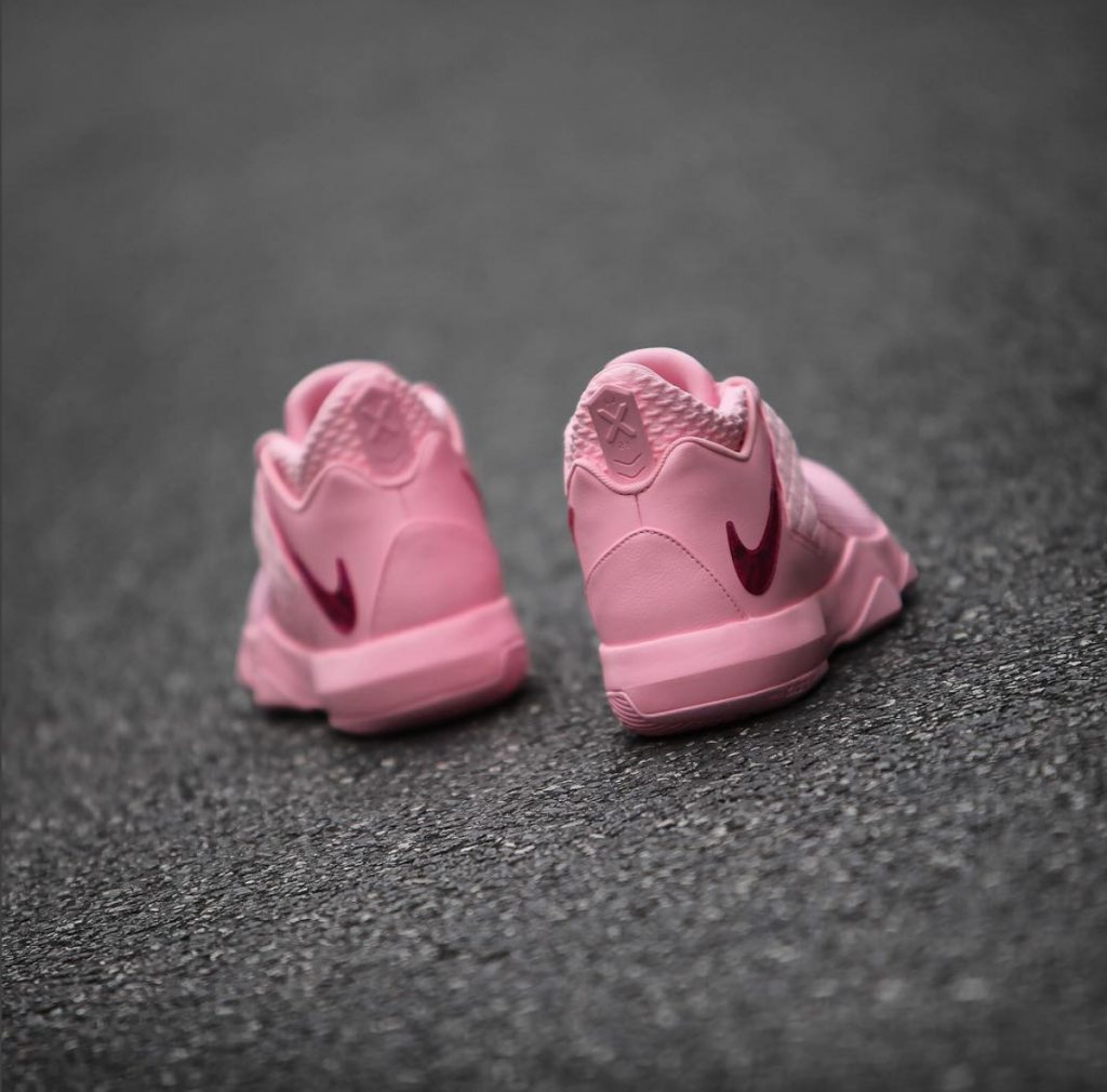 The Nike LeBron Ambassador X 'Kay Yow' for Breast Cancer Awareness ...