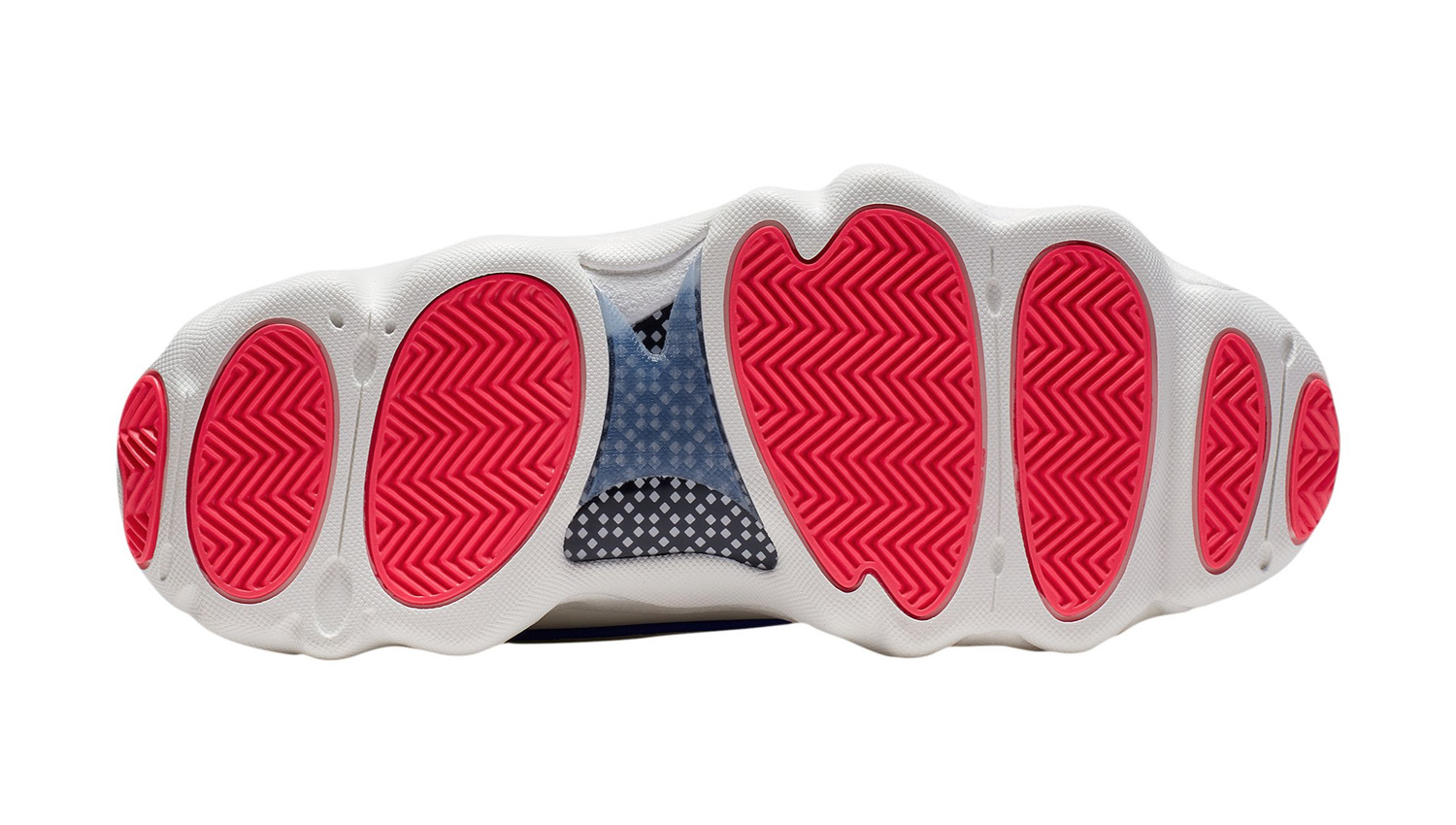 This Jordan Jumpman Pro Strong Draws Inspiration from the Nike Air Max ...