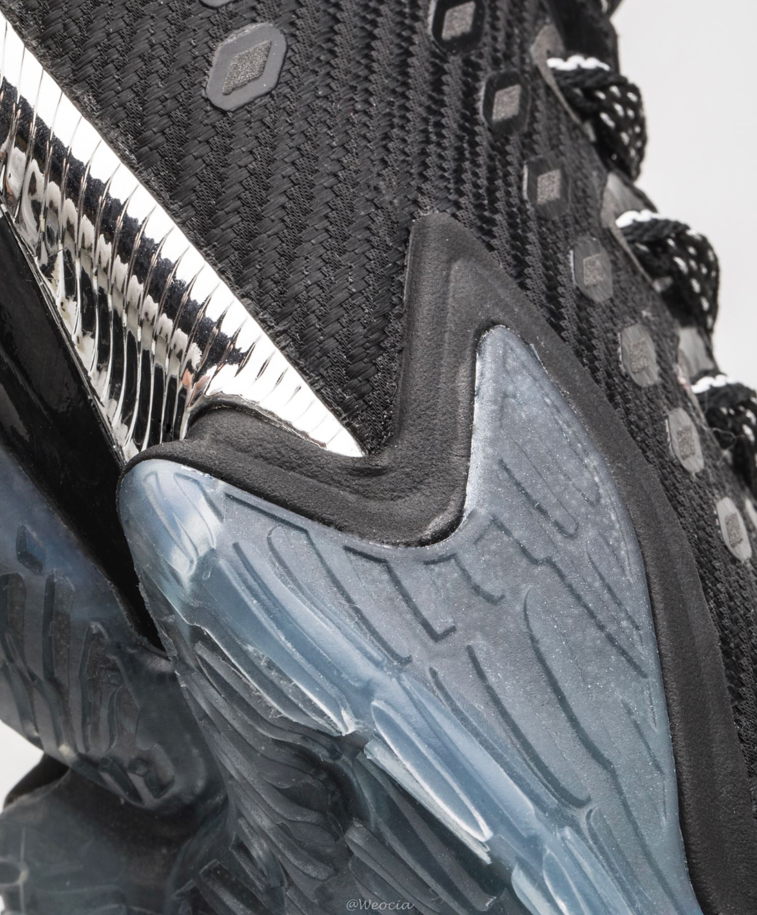Here's a Detailed Look at the Anta KT3 'Black Panther' - WearTesters