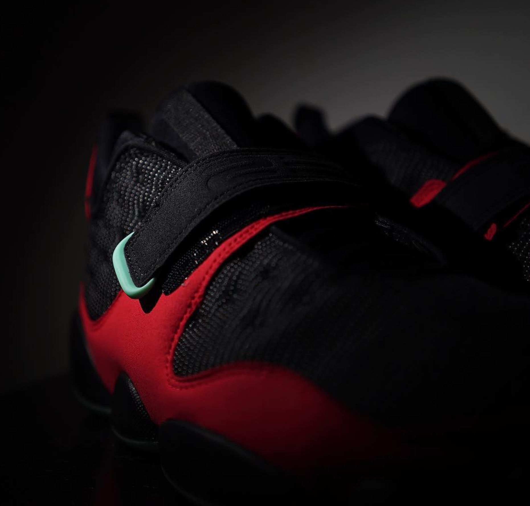 The Air Jordan 13 'Tinker' Features Glow in the Dark Details Everywhere ...