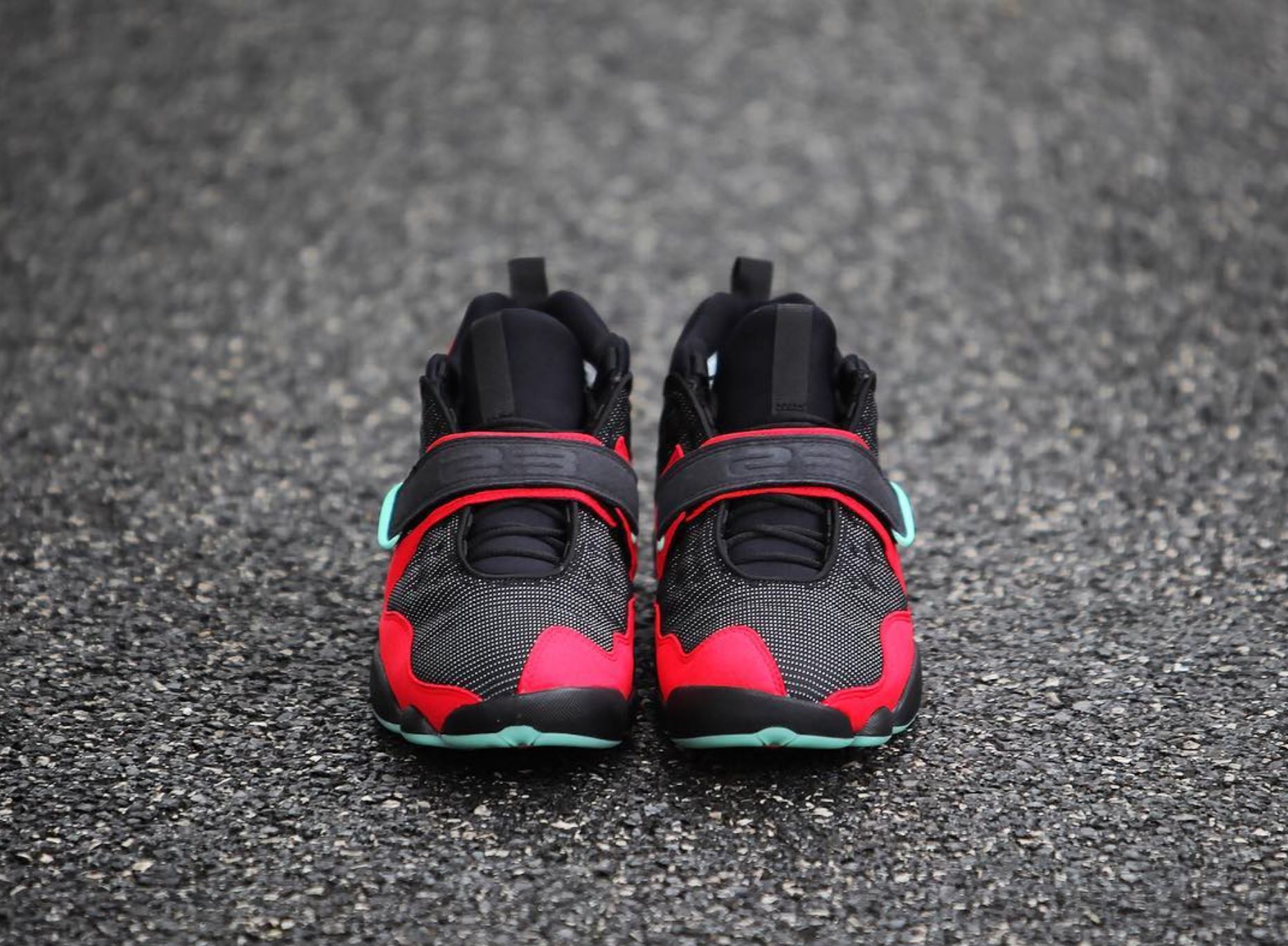 The Air Jordan 13 'Tinker' Features Glow in the Dark Details Everywhere ...