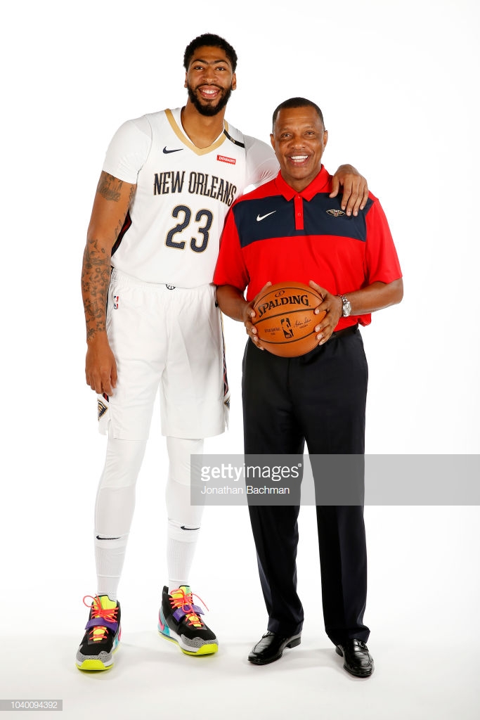 Anthony Davis Debuts New Nike Air Force Max - WearTesters