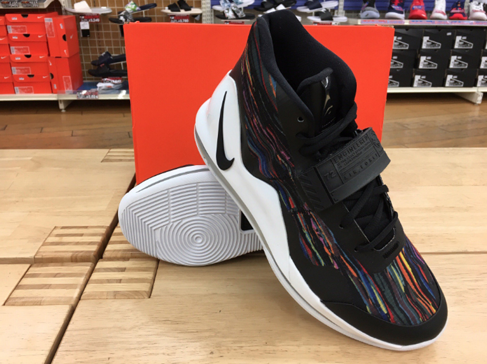 The Nike Air Force Max Arrives at Retailers - WearTesters