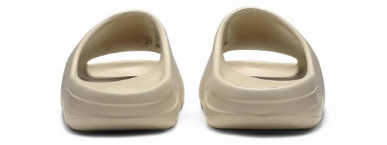 Yeezy Slide Review - WearTesters