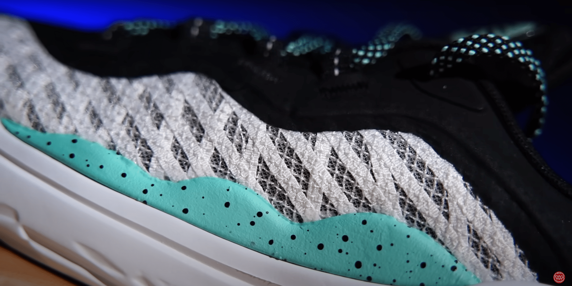 Curry 11: The Best Curry Yet? - WearTesters