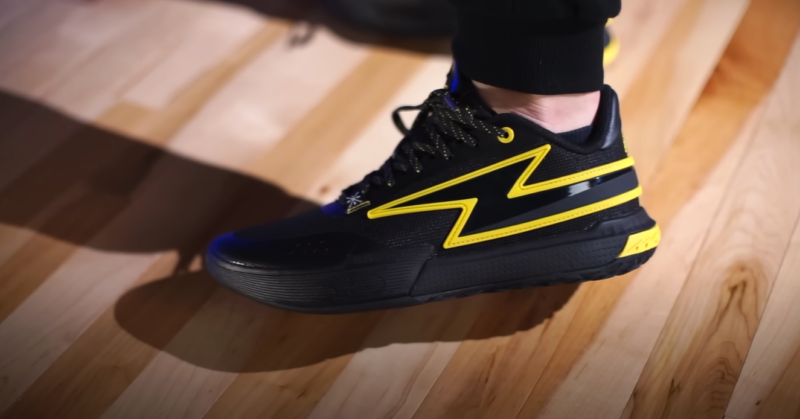 Wade Flash: The Best Basketball Shoe for Under $100? - WearTesters