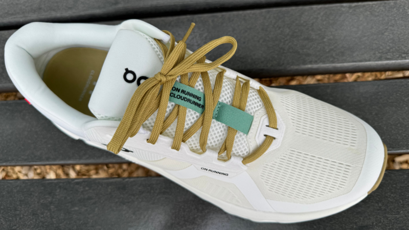 On Cloudrunner 2 Performance Review - WearTesters