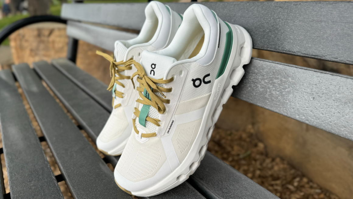 On Cloudrunner 2 Performance Review - WearTesters