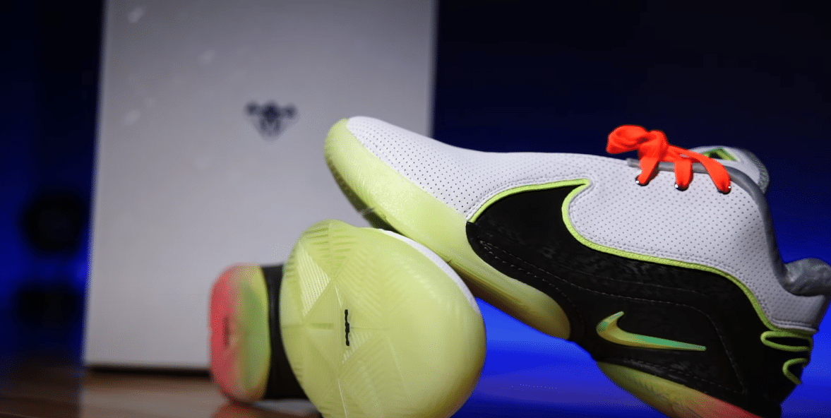 Top 10+ Best Basketball Shoes for Small Forwards 2025 - WearTesters