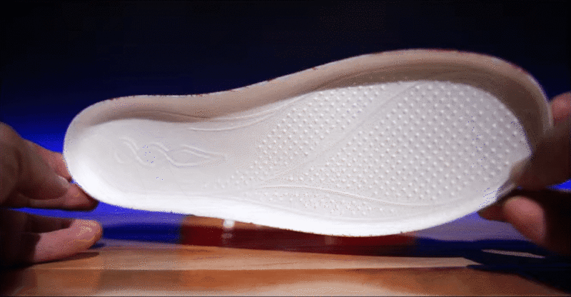 Way of Wade 808 5 Ultra: Crazy New Cushion! - WearTesters