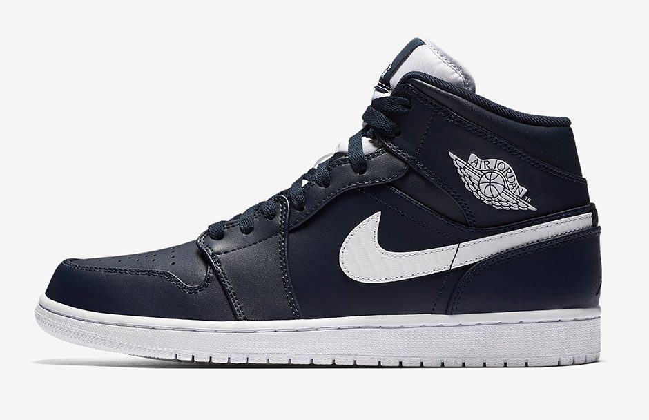 The Air Jordan 1 'Jeter' is Returning, With Some Changes - WearTesters